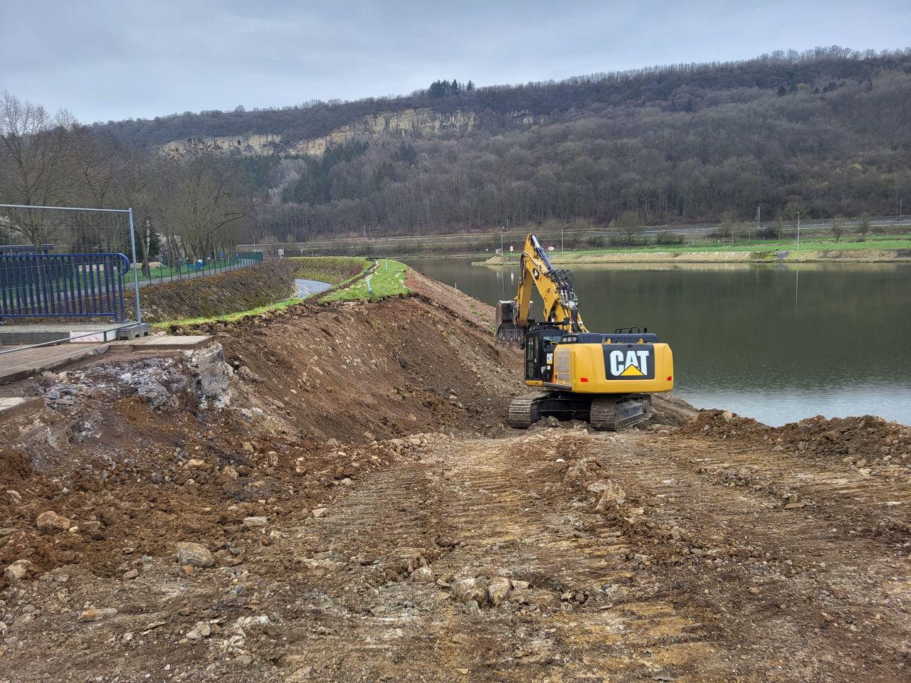 Aire de giration à l’entrée de la darse du Port de Mertert - Projets ...