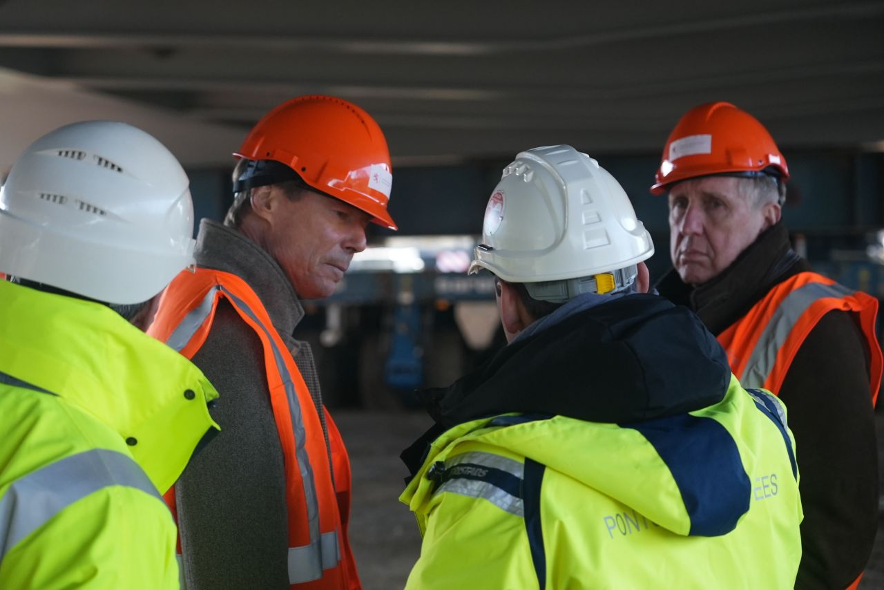 Le nouveau pont a été posé entre Colmar-Berg et Schieren - Actualités ...